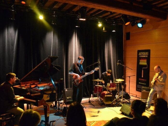 “Eyot” nastupa u niškom pozorištu - Kultura - Južne vesti