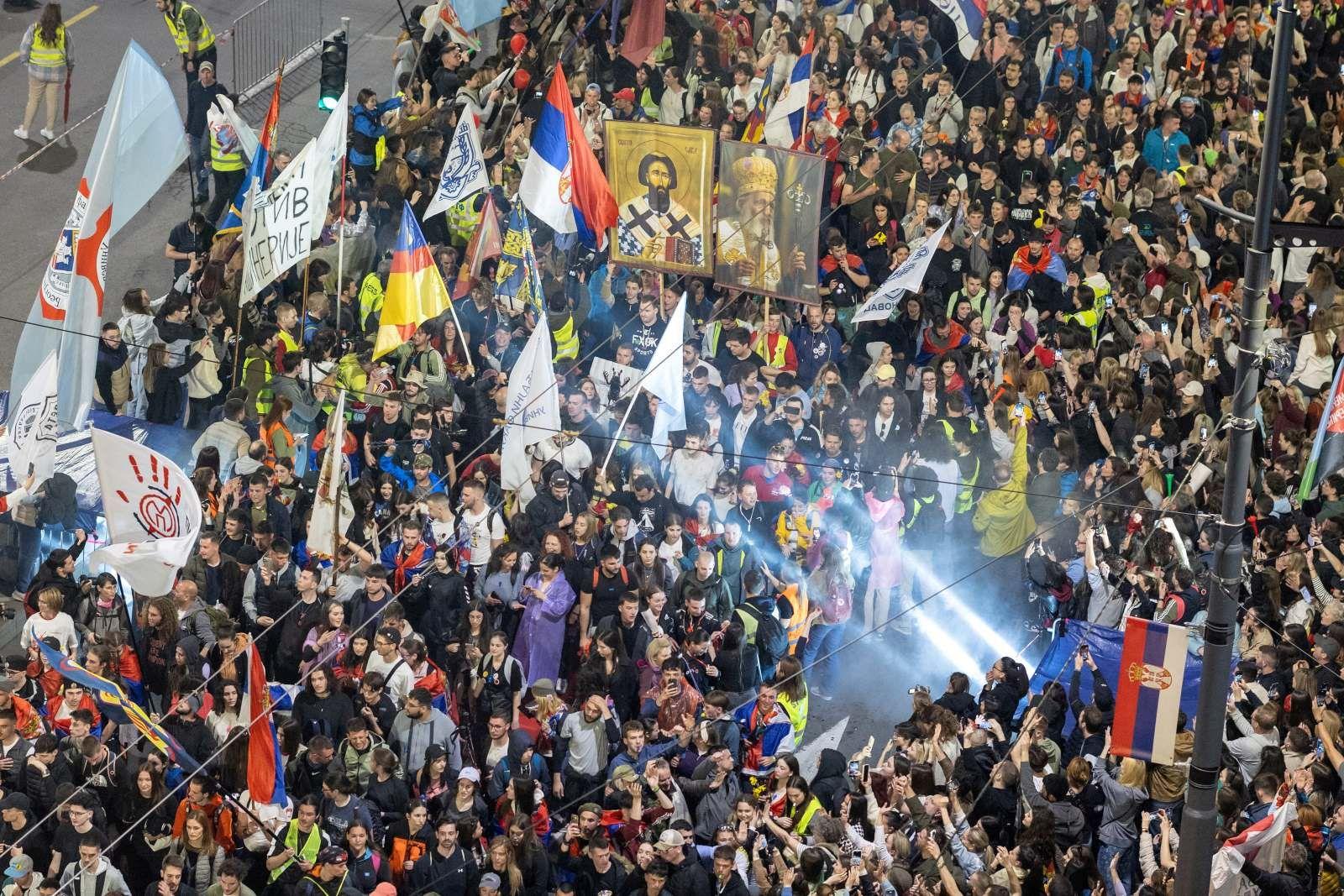 Beograd na nogama pred protest studenata - BBC News na srpskom - Južne ...