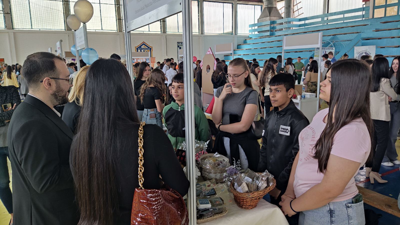 Prvo mesto za učeničku zadrugu iz Sićeva na Sajmu ideja - proizvode ...