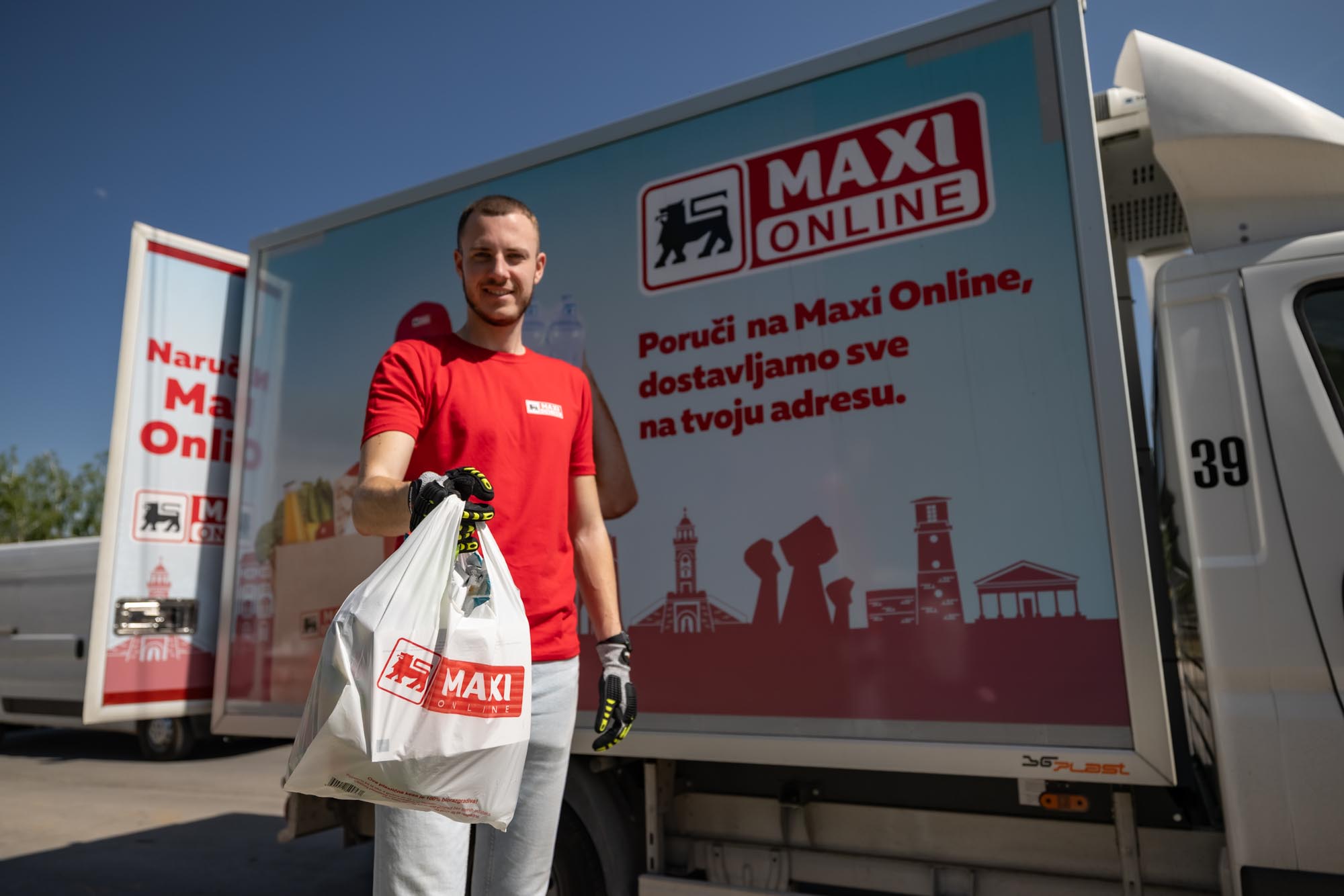"Maxi online" stigao u Niš - Ekonomija - Južne vesti