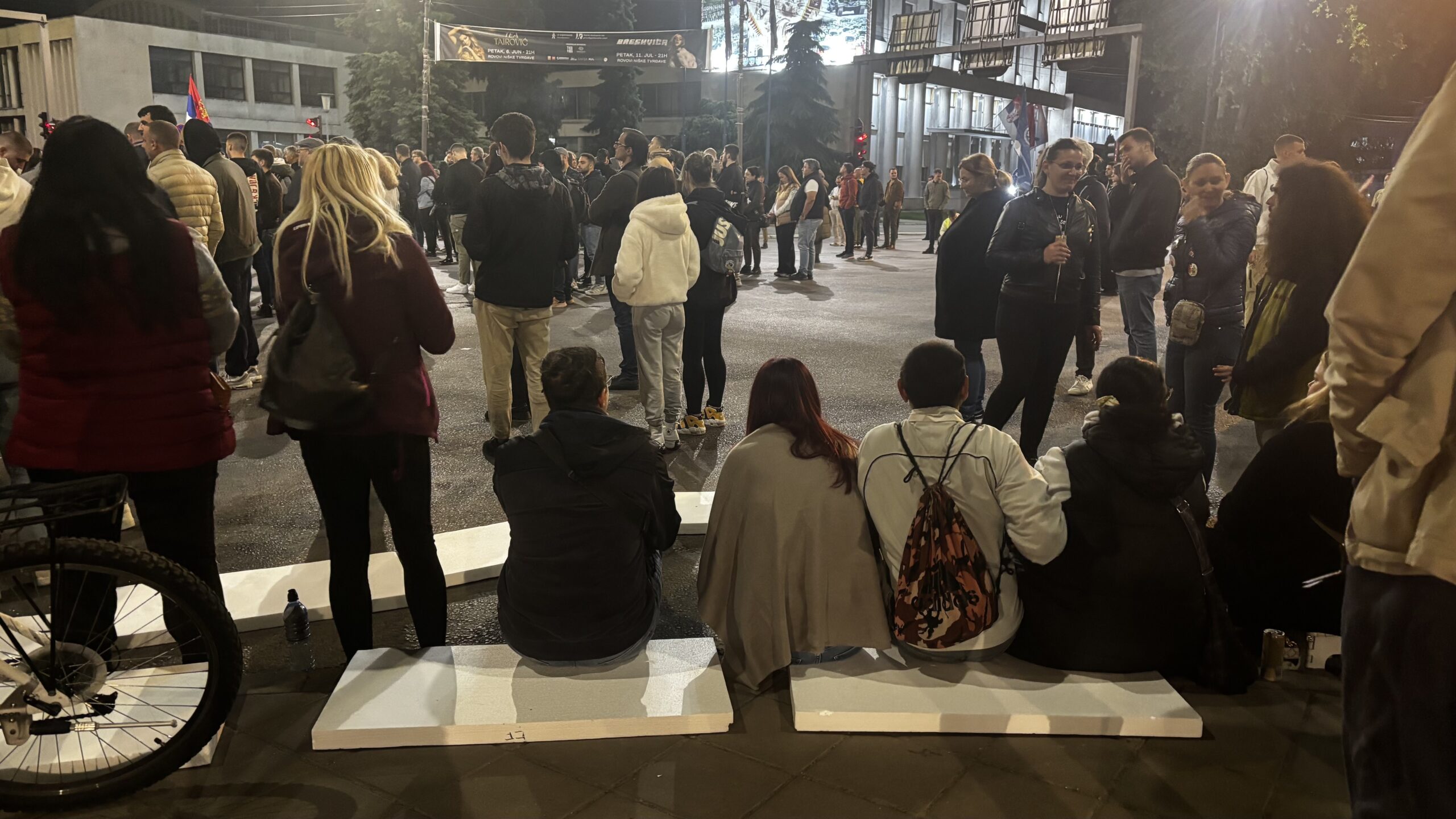 "Stiže presuda" - niški studenti blokirali zgradu Suda - Društvo - Južne vesti